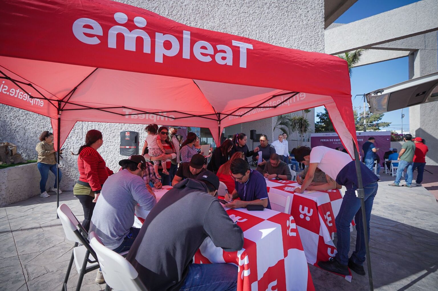 Feria de Empleo en Guasave logra la colocación de 30 personas y atiende ...